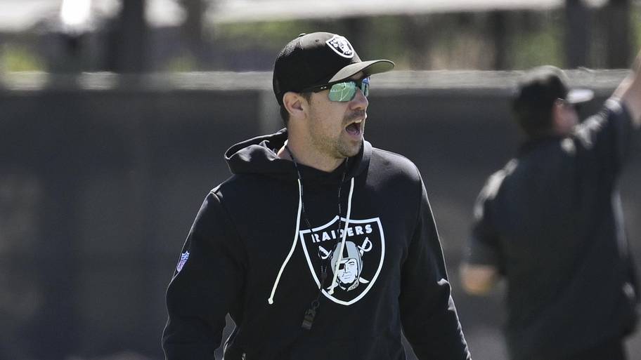 Kubiak's approach will be significant factor in Raiders' turnaround