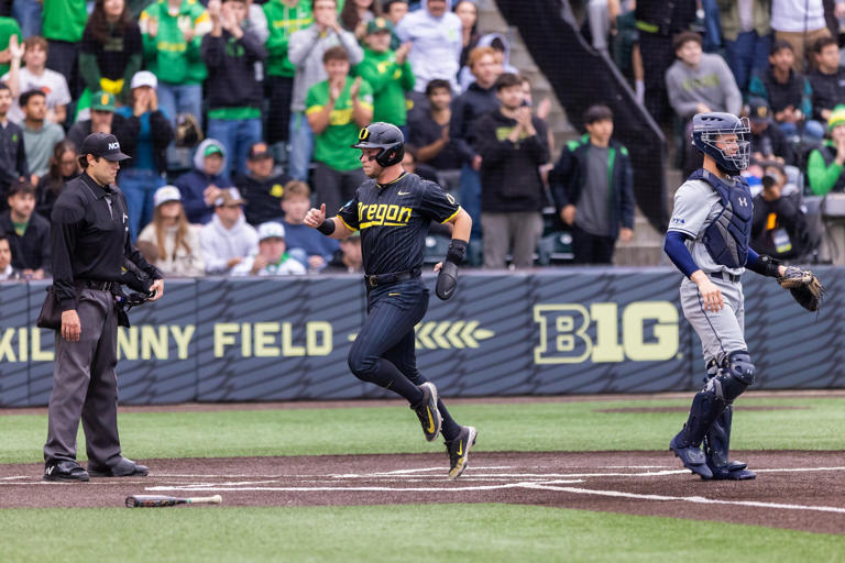 Oregon leaves no doubt in Game 1 of Eugene Regional, a year after 2025 ...