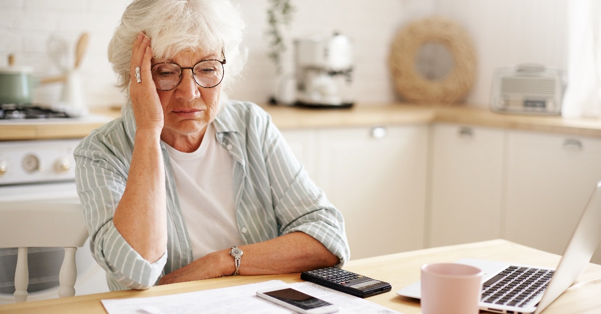Retiring between 62 and 67? Retirement experts warn of 11 common blind ...