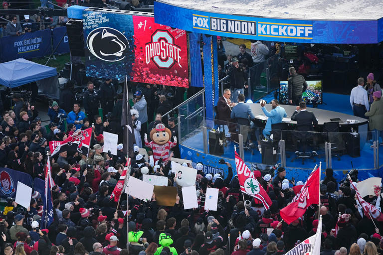 Unpopular opinions: FOX and Big Noon Kickoff aren’t ruining college ...
