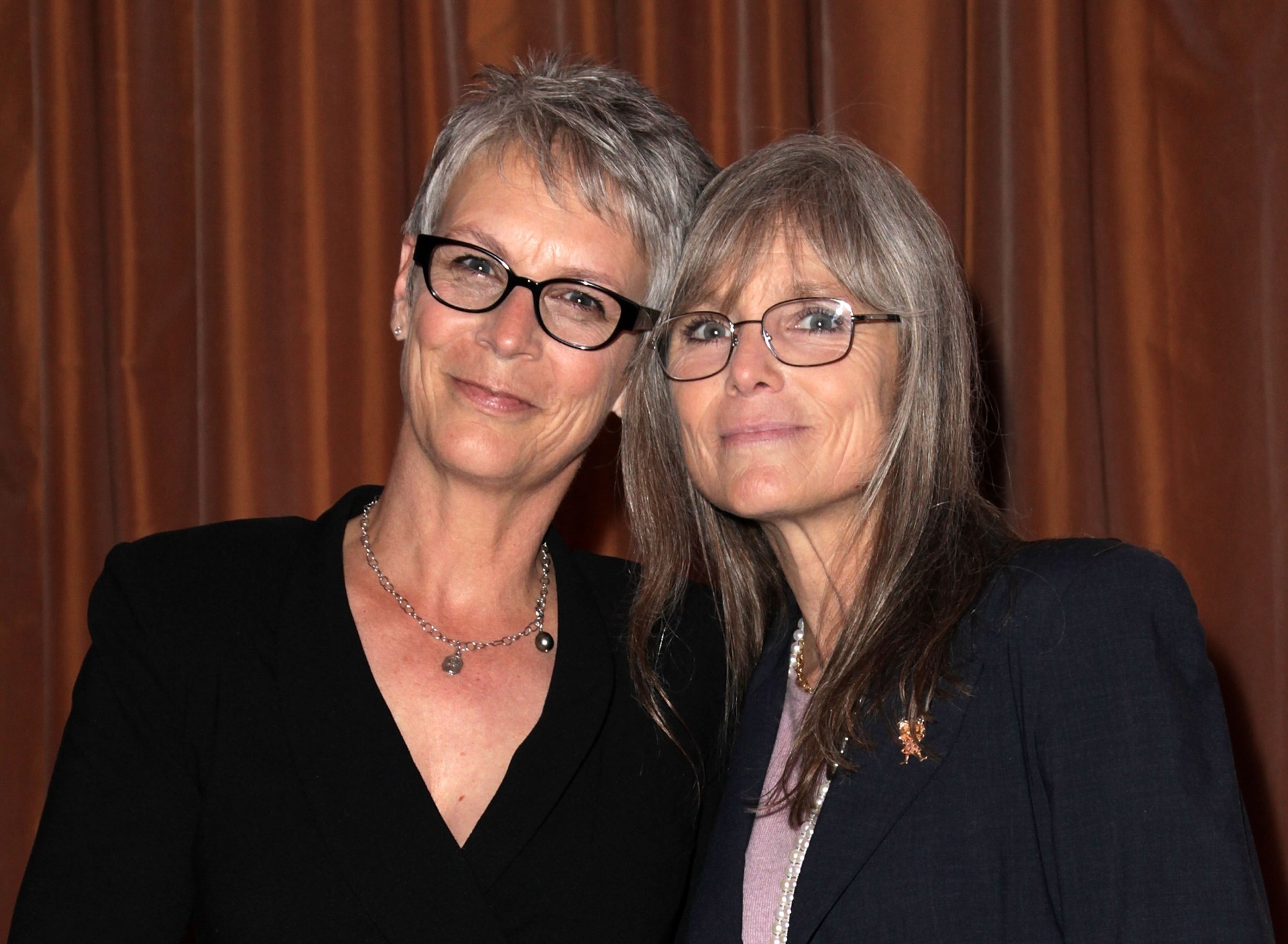 Actress Kelly Curtis, sister of Jamie Lee Curtis, dies aged 69