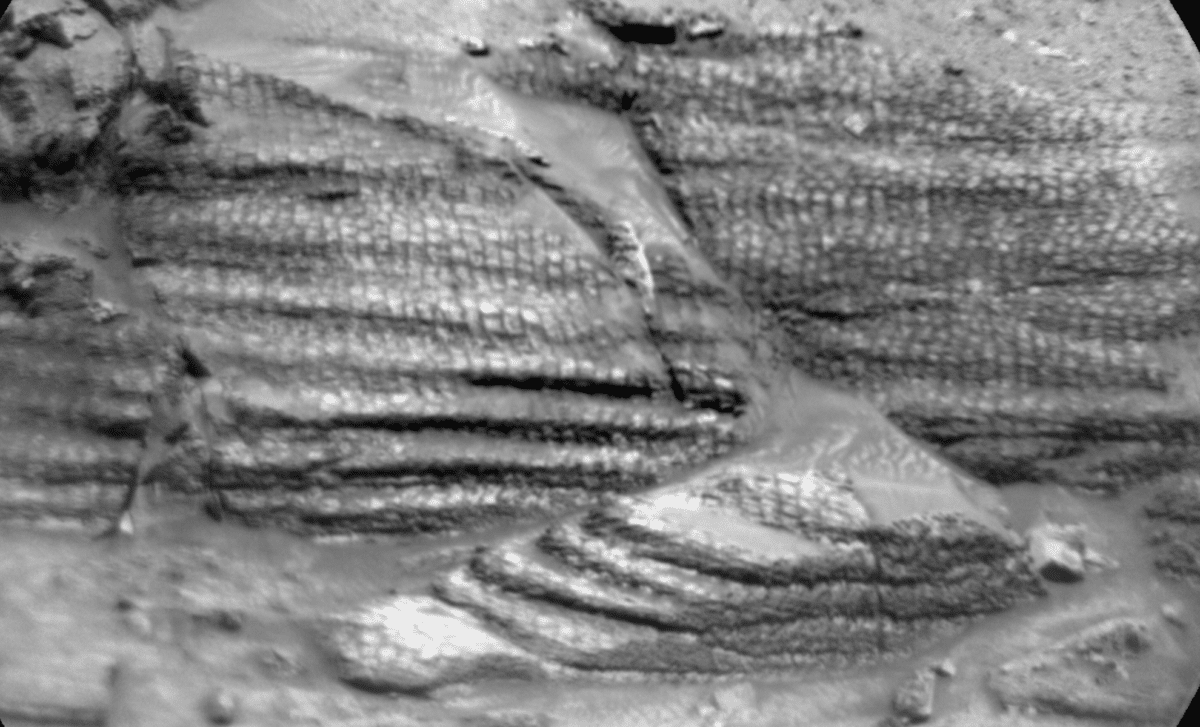 NASA’s Curiosity rover reaches a new spot on Mars and makes a ...