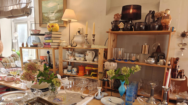 Every house had them in the '60s, now they're a thrift store gem for ...