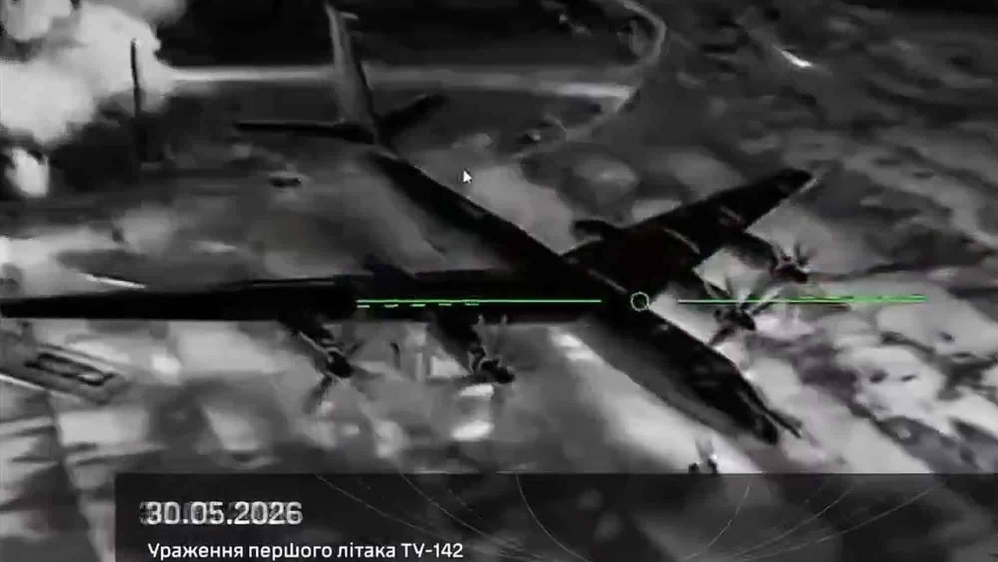 Rare Russian Tu-142MR submarine communications aircraft reportedly ...