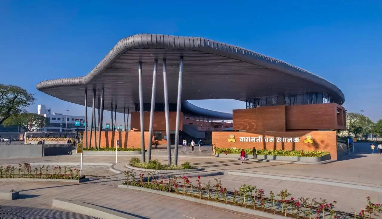 Baramati bus stand tops in cleanliness, discipline; bags Rs 1 crore award
