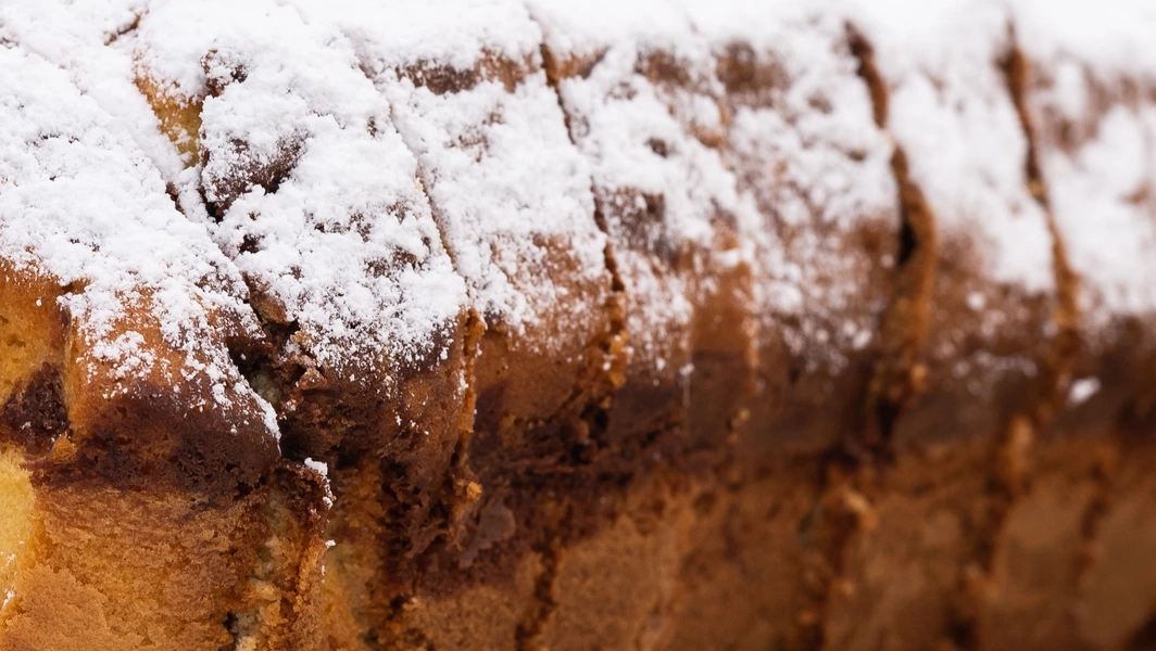 Marble cake magic for home bakers