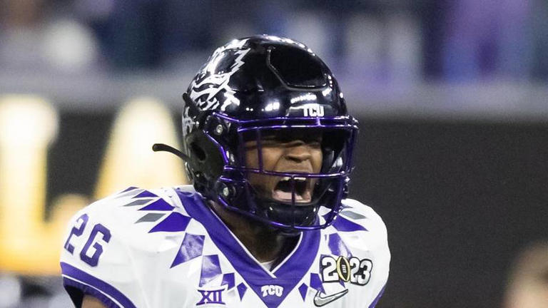 Bud Clark's arrival may have Seahawks' new signing on thin ice