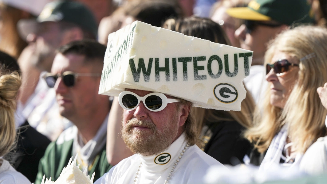 Cheesehead hat turns insult into enduring American icon