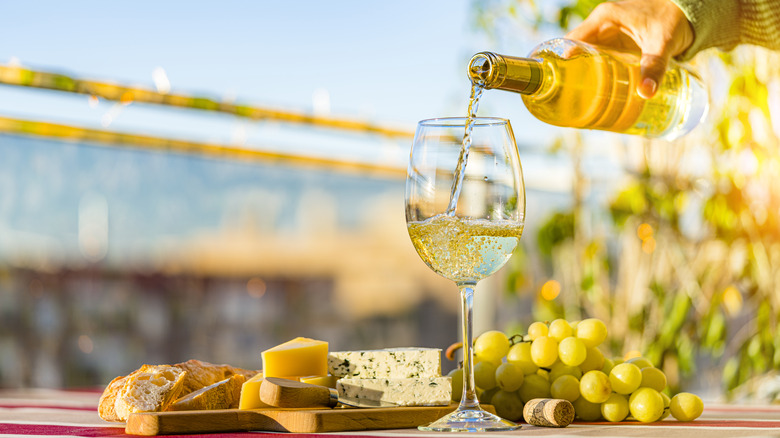 The 12 best wines to pair with flaky fish
