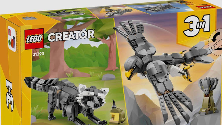 This LEGO gray wolf feels more like home décor than a toy