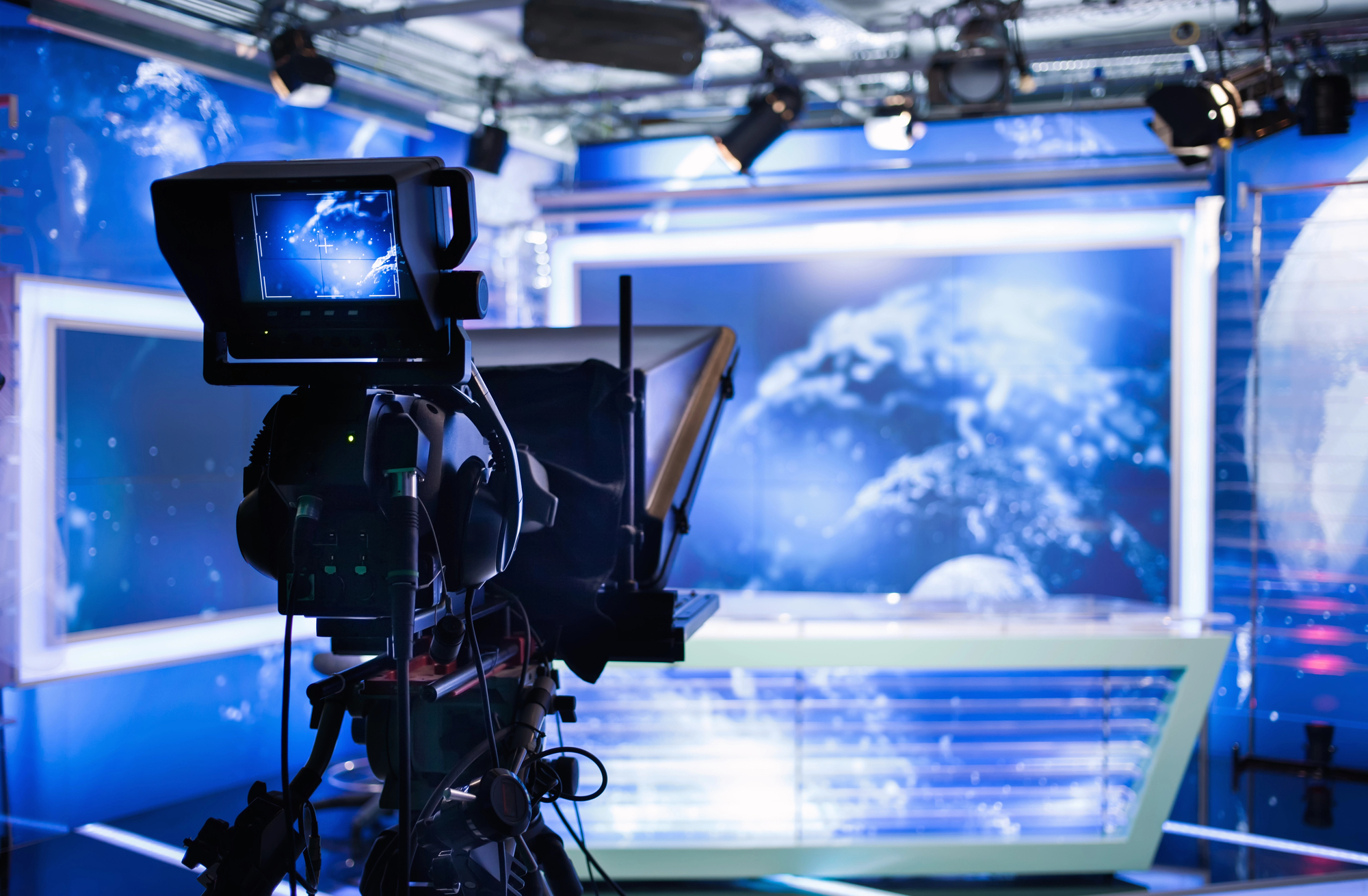 Bizarre things that happened during live news
