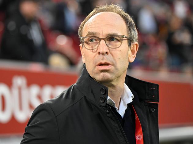 Ex-Schalke-Boss rechnet ab: „Hätten wir weder einstellen noch ...
