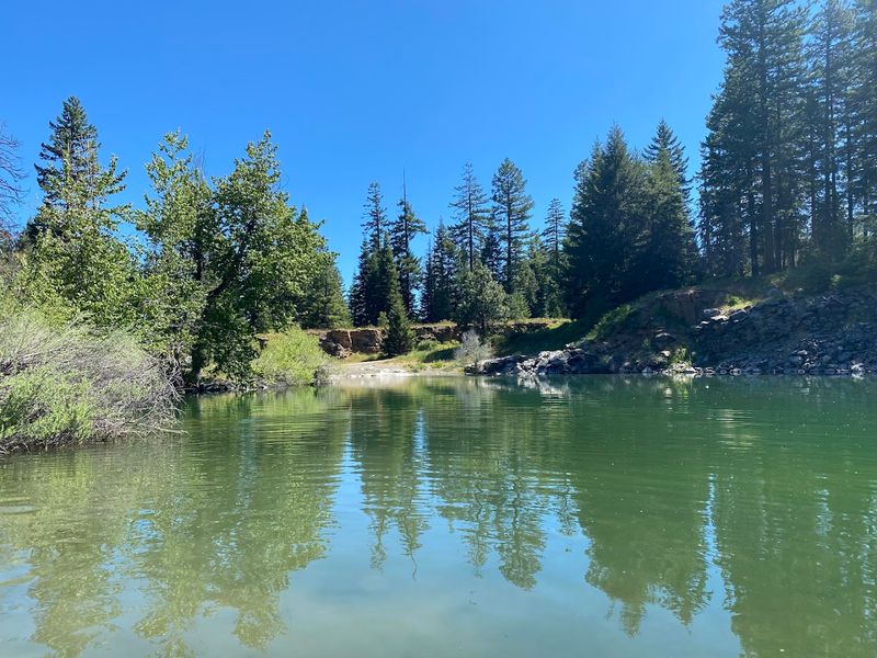10 Oregon swimming holes so secret that locals will lie to your face ...