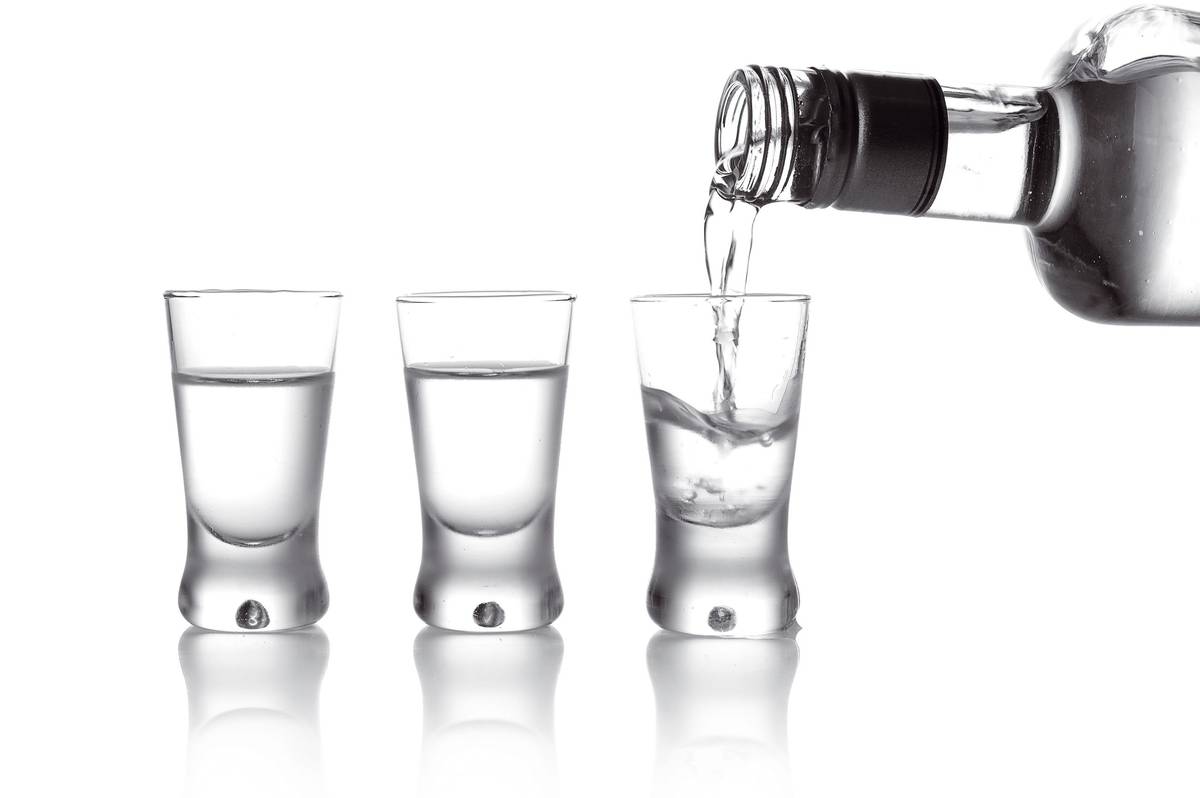 Preço da vodka na Rússia sobe 15% em termos homólogos e 12% desde ...
