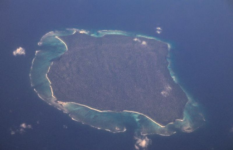 15 societies that still keep their distance from the modern world
