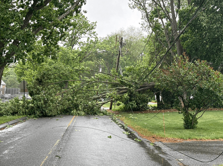 Storm knocks out power to thousands in NH, Mass., and Maine