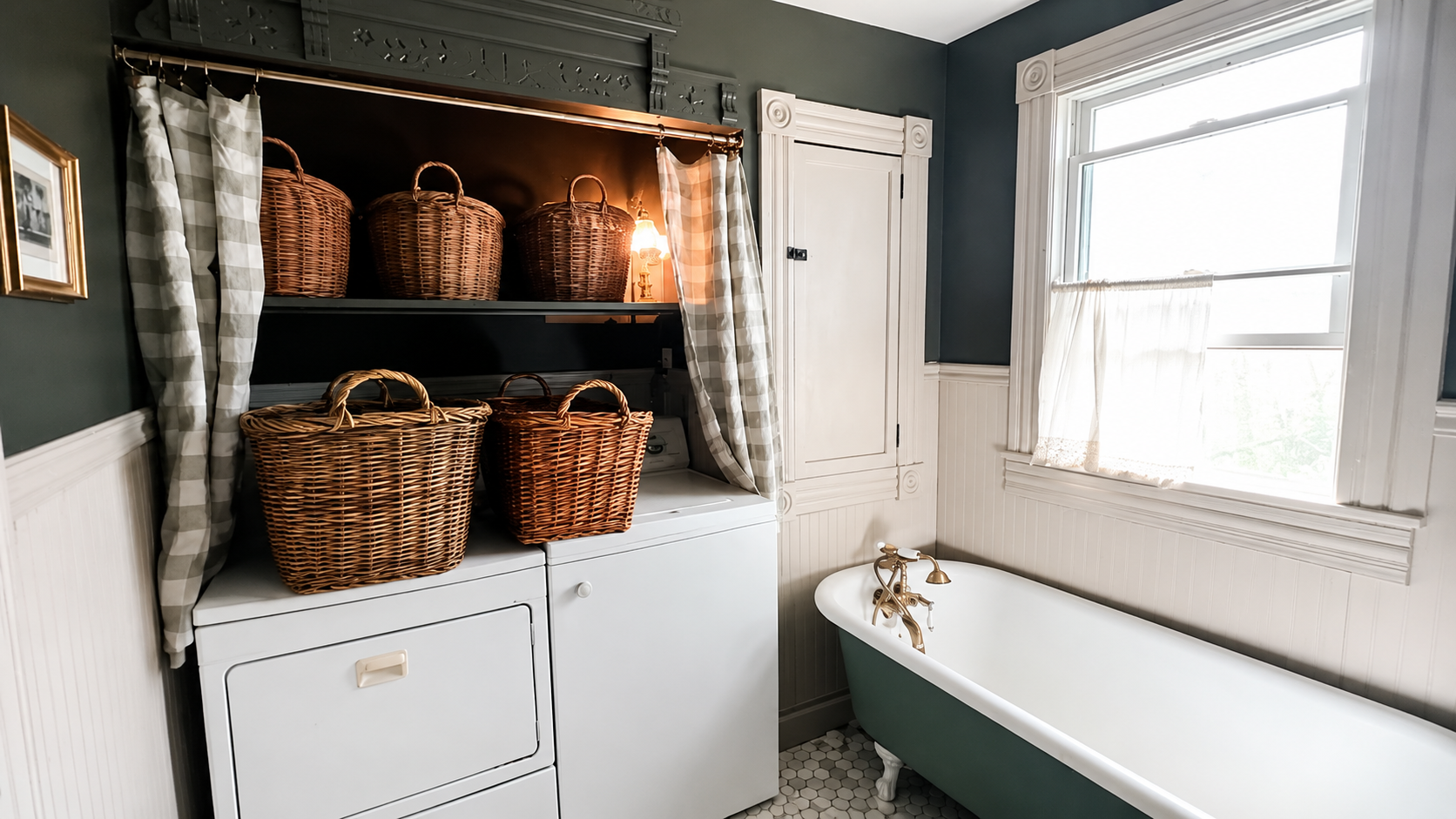 A laundry room too small for ten people