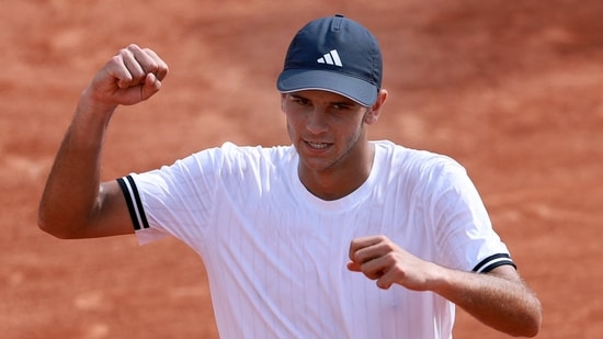 Rafael Jodar breaks silence on ball girl shoving video at French Open ...