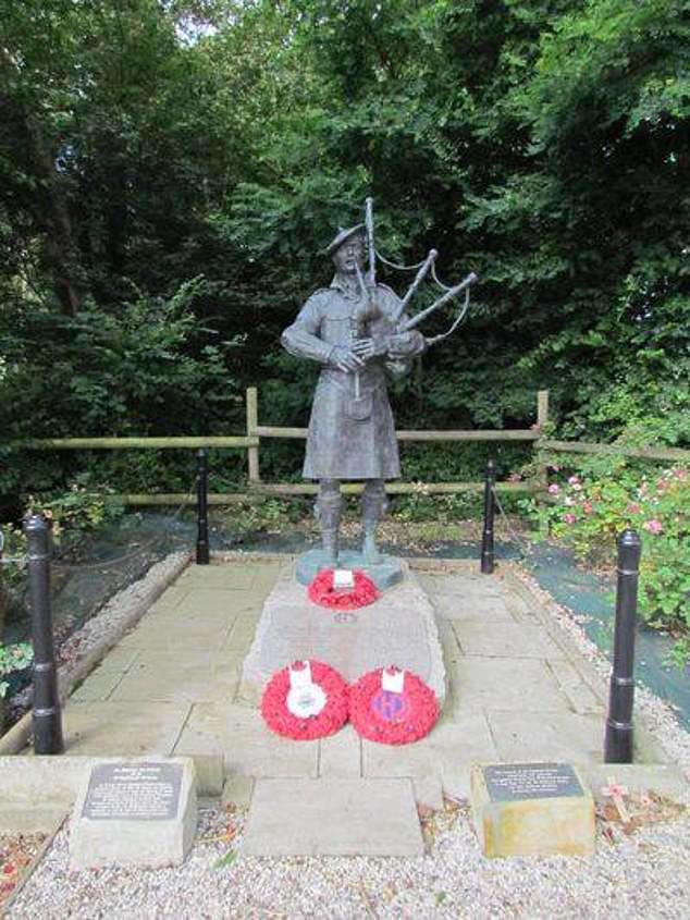 French thieves steal memorial to British liberators before D-Day