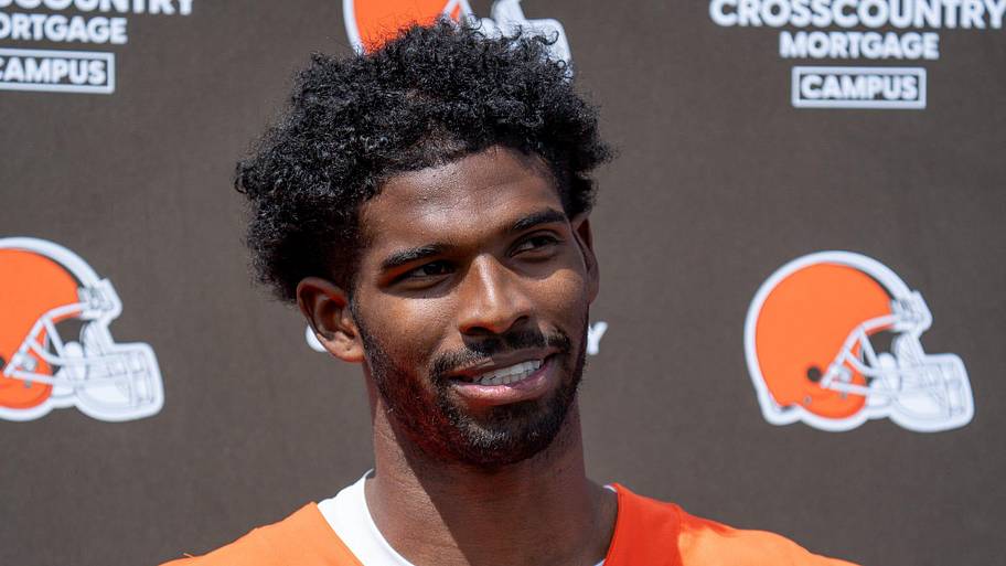 Browns quarterback Shedeur Sanders reports record-breaking financial ...