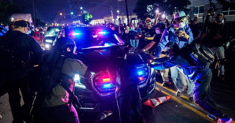 FBI arrests Newark rioter who told ICE officer 'I'll kill your whole ...
