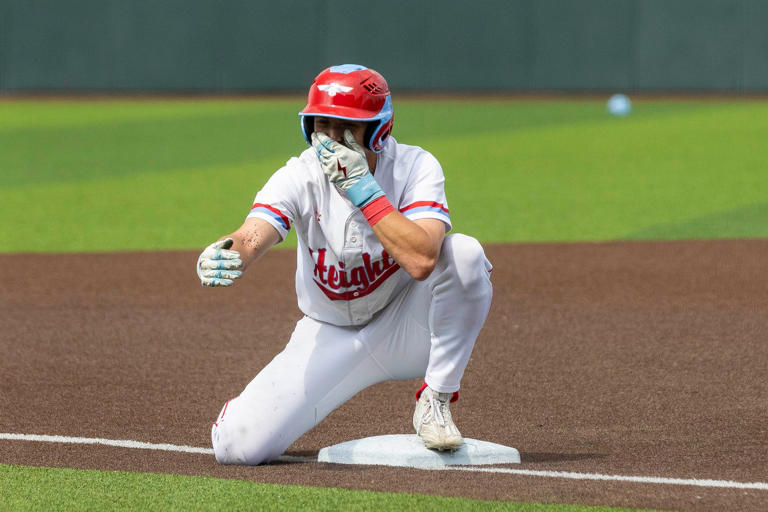 KSHSAA Class 5A State Championship: Shawnee Heights falls to St. Thomas ...