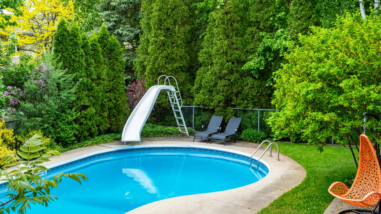 5 outdoor features that make your home harder to sell – and what you ...