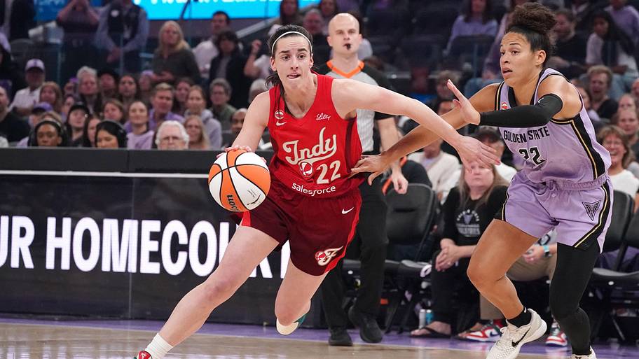 Caitlin Clark is closing in on all-time great status after smashing ...