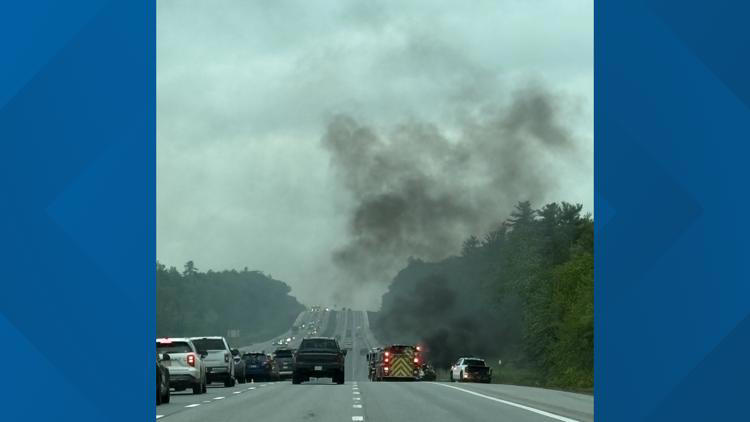 Lane in I-95 reopens after vehicle fire near Wells