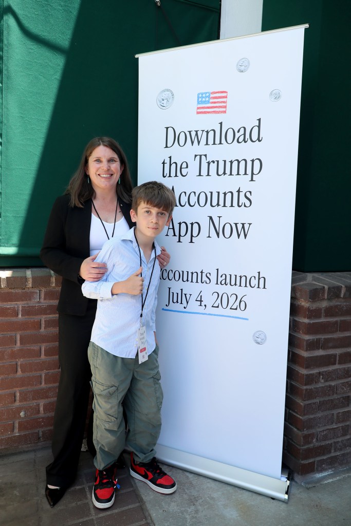 Kelsey Grammer reveals his nasty nickname for Karen Bass as he backs ...