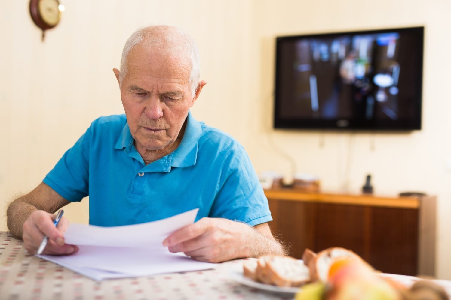 A 71-year-old retired federal employee with $890,000 in a TSP discovers ...