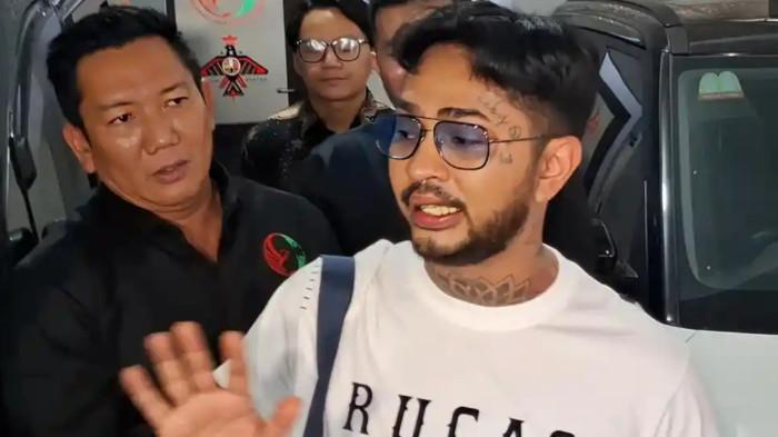 Viral Onad ke minimarket hanya pakai celana dalam, kini klarifikasi ...