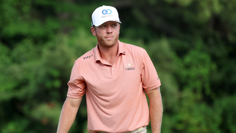 Joaquin Niemann, Talor Gooch tied for lead after round 3 of LIV Golf Korea