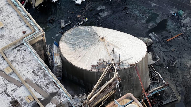A 900,000-gallon tank of caustic chemicals imploded. Experts say ...