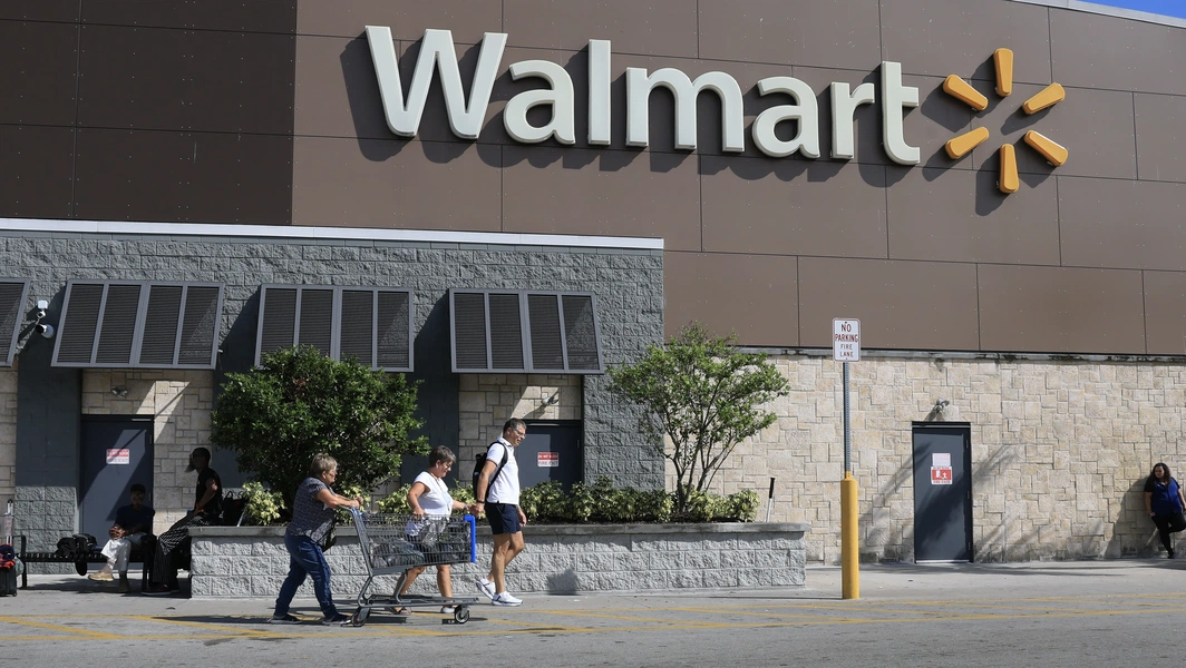 Walmart stock dips despite strong Q1 and upbeat long-term outlook