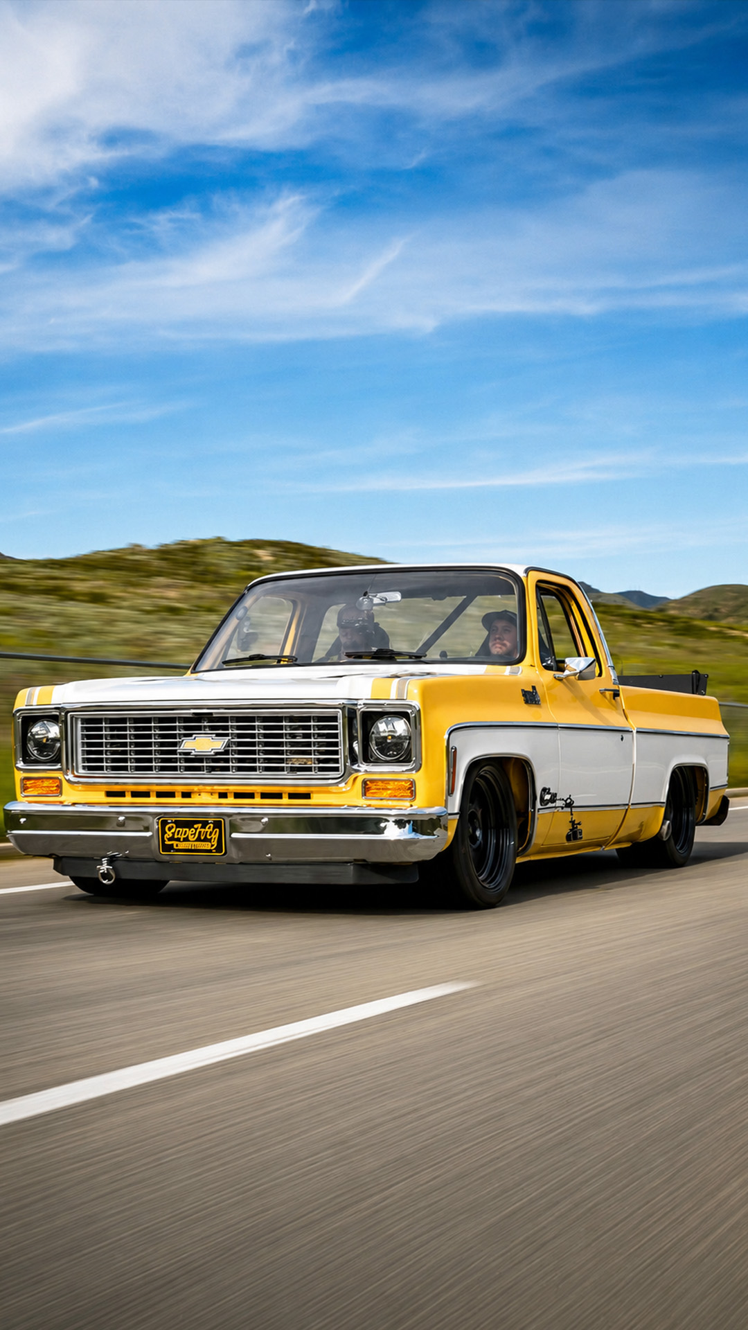 740HP squarebody Chevy truck goes full throttle