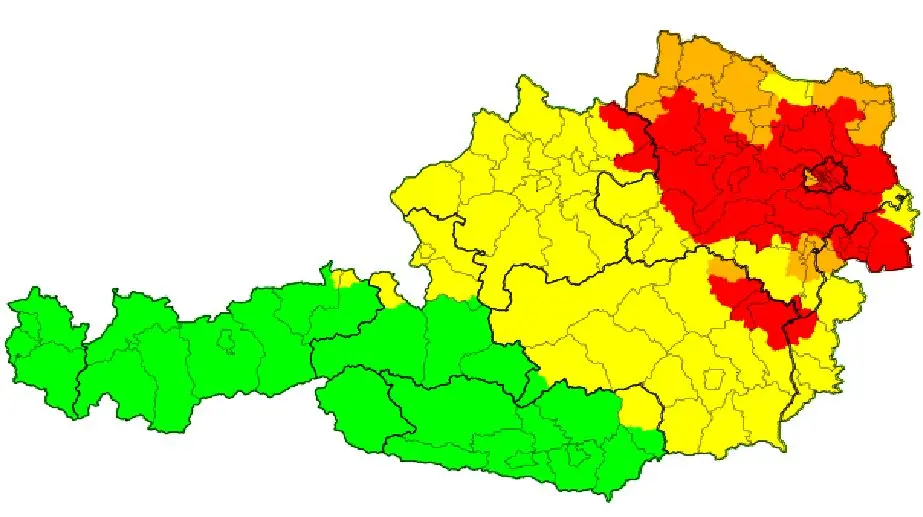 „Blitz, Donner, Sturm“: Erste Gewitter ziehen durch Niederösterreich