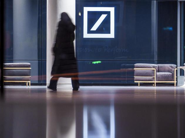 Deutsche-Bank-Hauptversammlung: Gewerkschafter, Investoren und ...