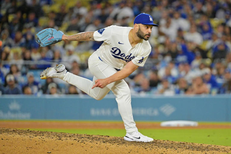 Dodgers’ injuries mean renewed opportunities for Alex Call, Alex Freeland