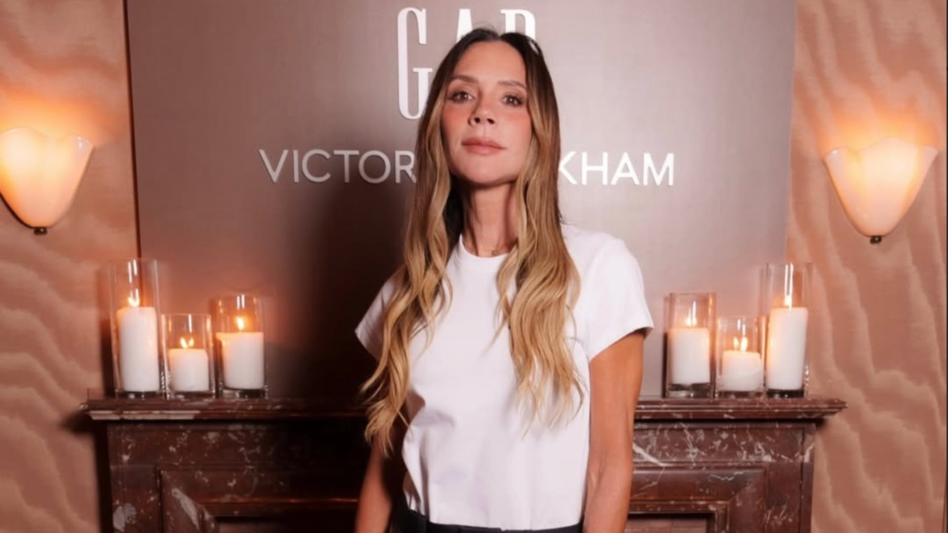 «Jeg aksepterer nå utseendet mitt»: Victoria Beckham åpner seg, 52 år ...