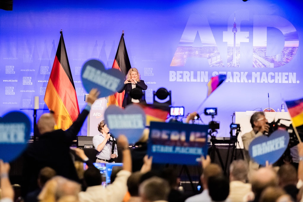 „Unser Hauptgegner ist Kai Wegner“: Berliner AfD beschließt Wahlprogramm
