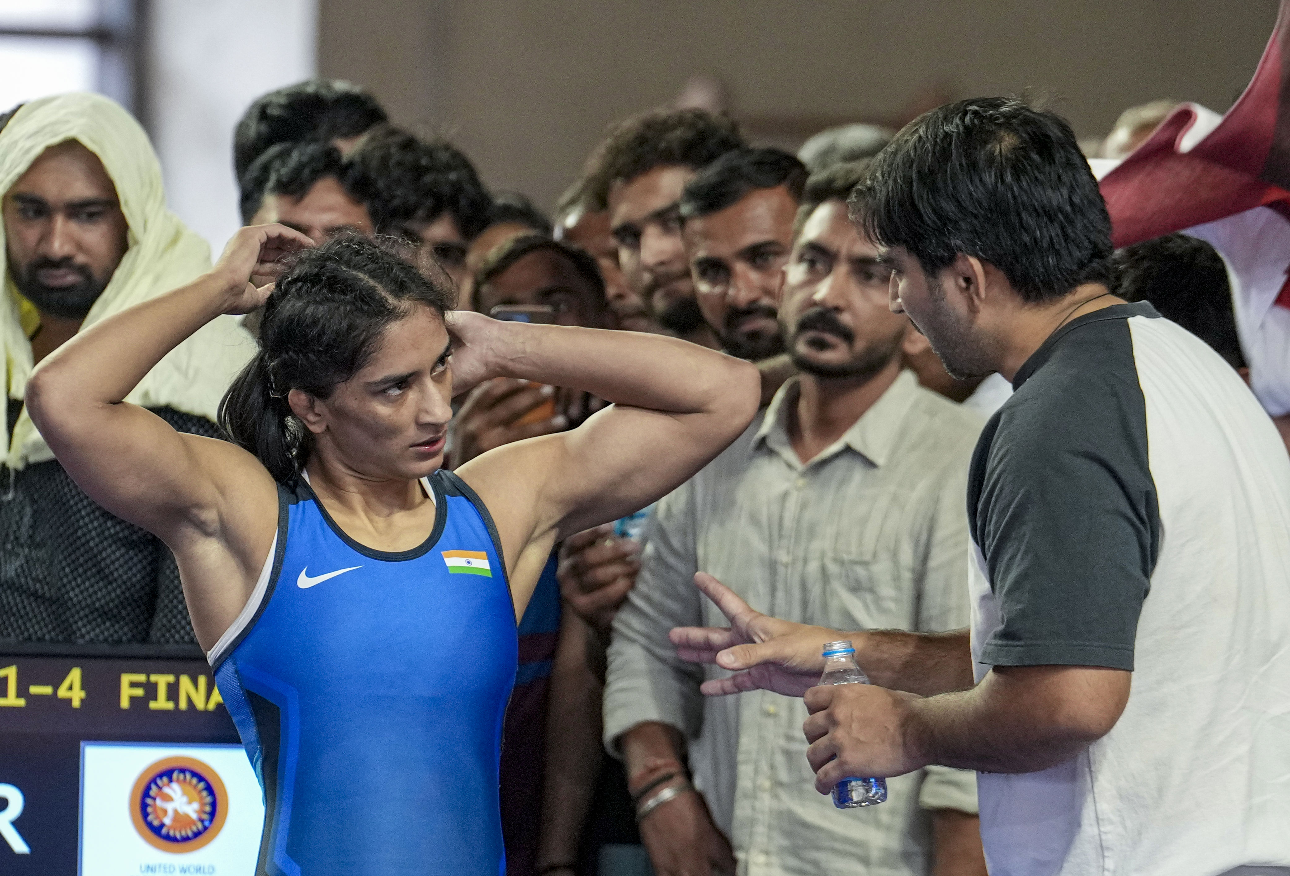 Vinesh's comeback dream ends at Asian Games selection trials, loses to ...