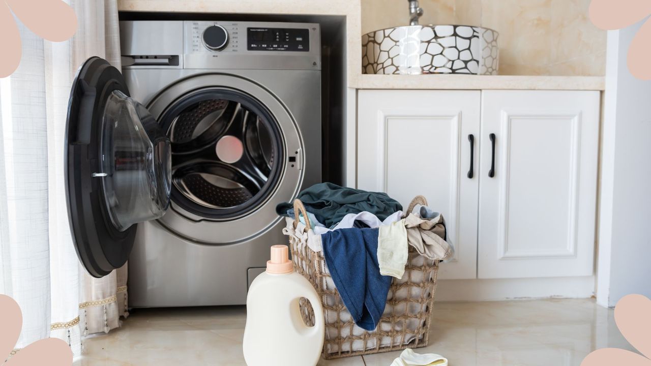 This simple laundry trick will stop odours and mould in your washing ...
