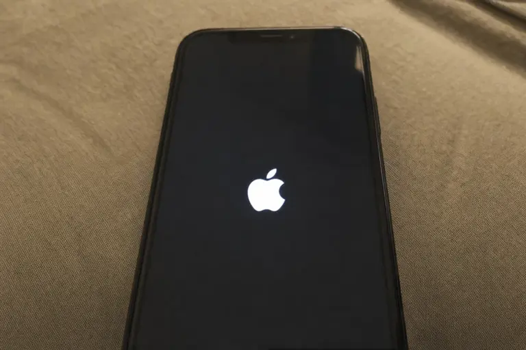 Apple skruer op for iPhone-bytteprisen og ned for Android få måneder ...