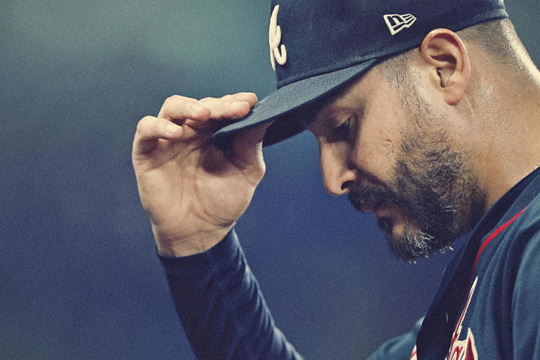 Braves hope to take series in Cincy behind Martin Perez
