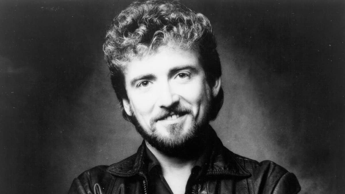 Keith Whitley's 'When You Say Nothing at All' crowned best country love ...
