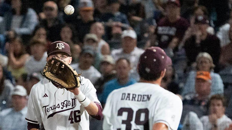 Michael Earley gives update on pitching rotation ahead of Texas State game