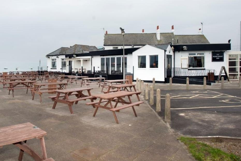 'The staff are devastated': Ferryboat Inn to close as management ...