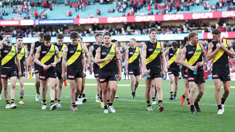 ‘Taught a footy lesson’: Flat coach says sorry to Tigers fans after 114 ...