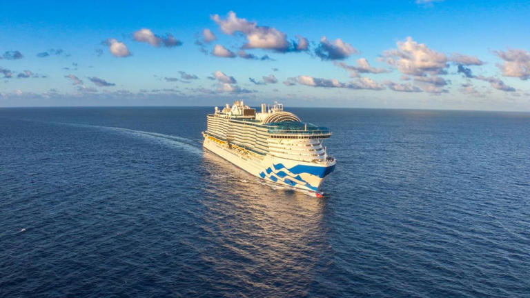 This massive 53-day 'pole-to-pole' cruise links Antarctica and the ...